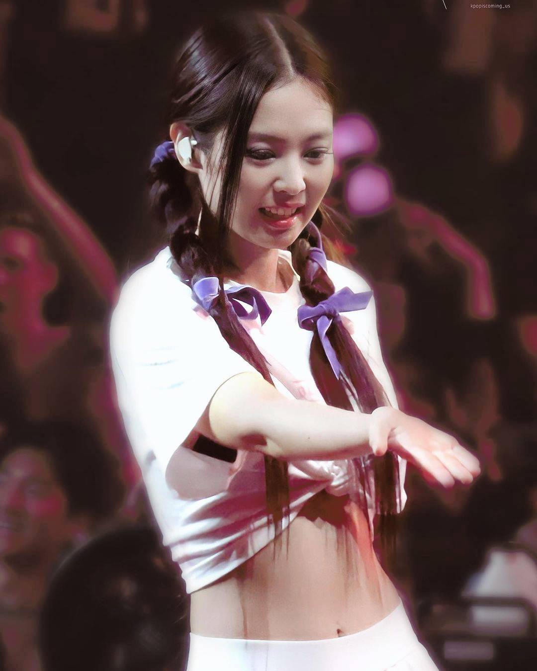 jennie kim | Scrolller