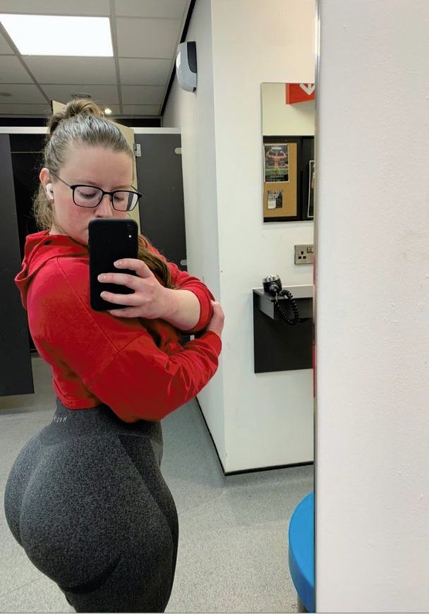 Jessie Taglight | Scrolller