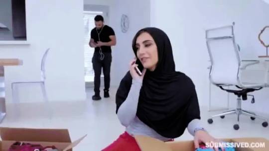 Jezebeth - Submissive Sister Act | Scrolller