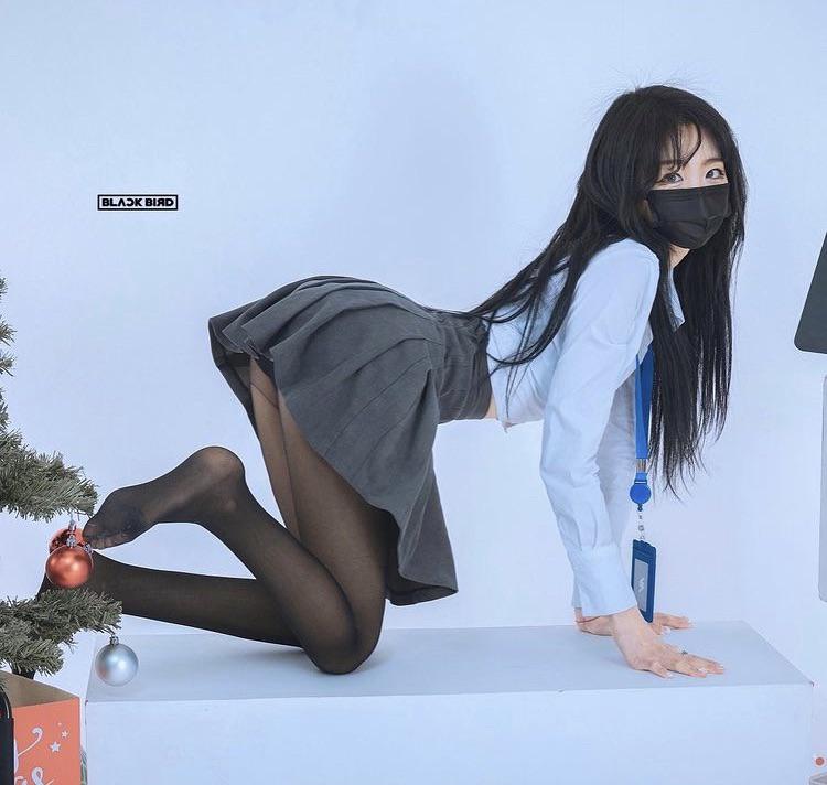 JK tights | Scrolller