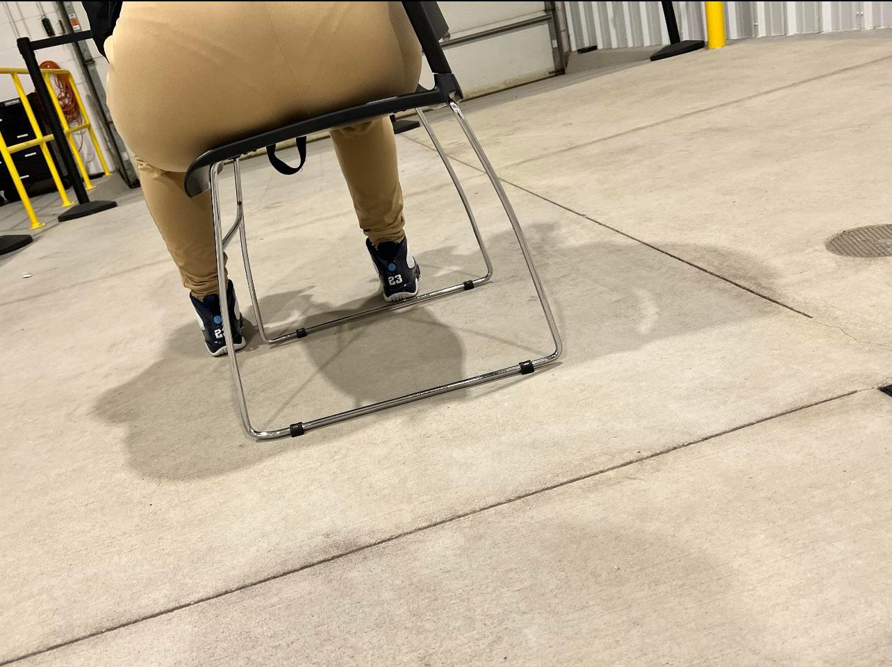 Juicy ass and panty line | Scrolller