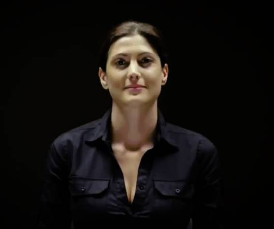 Julia Benson | Scrolller