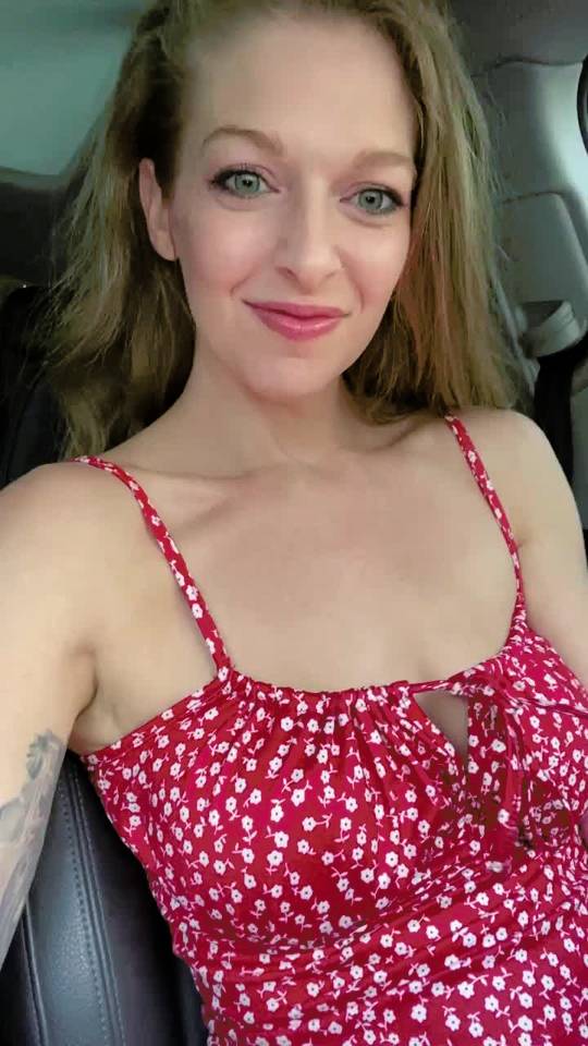 Just a quick flash in the car | Scrolller