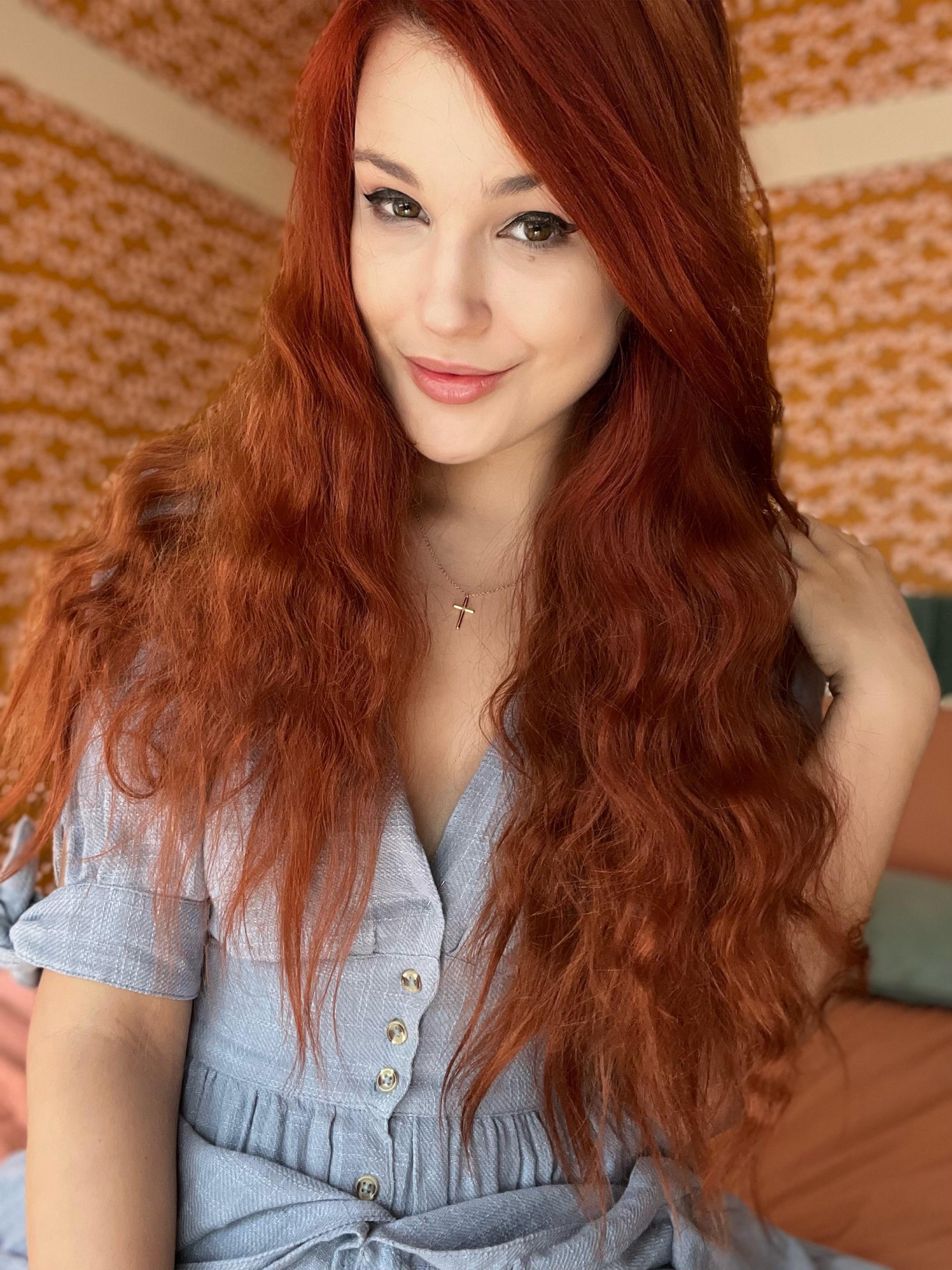 Just A Sweet Innocent Girl Scrolller
