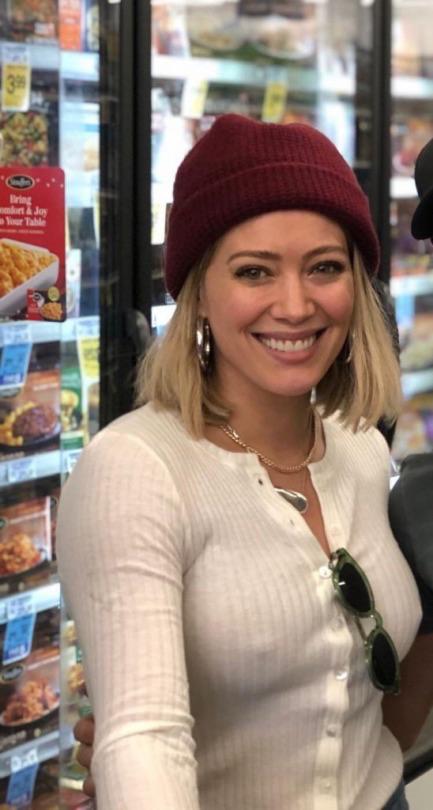 Just doing some shopping | Scrolller