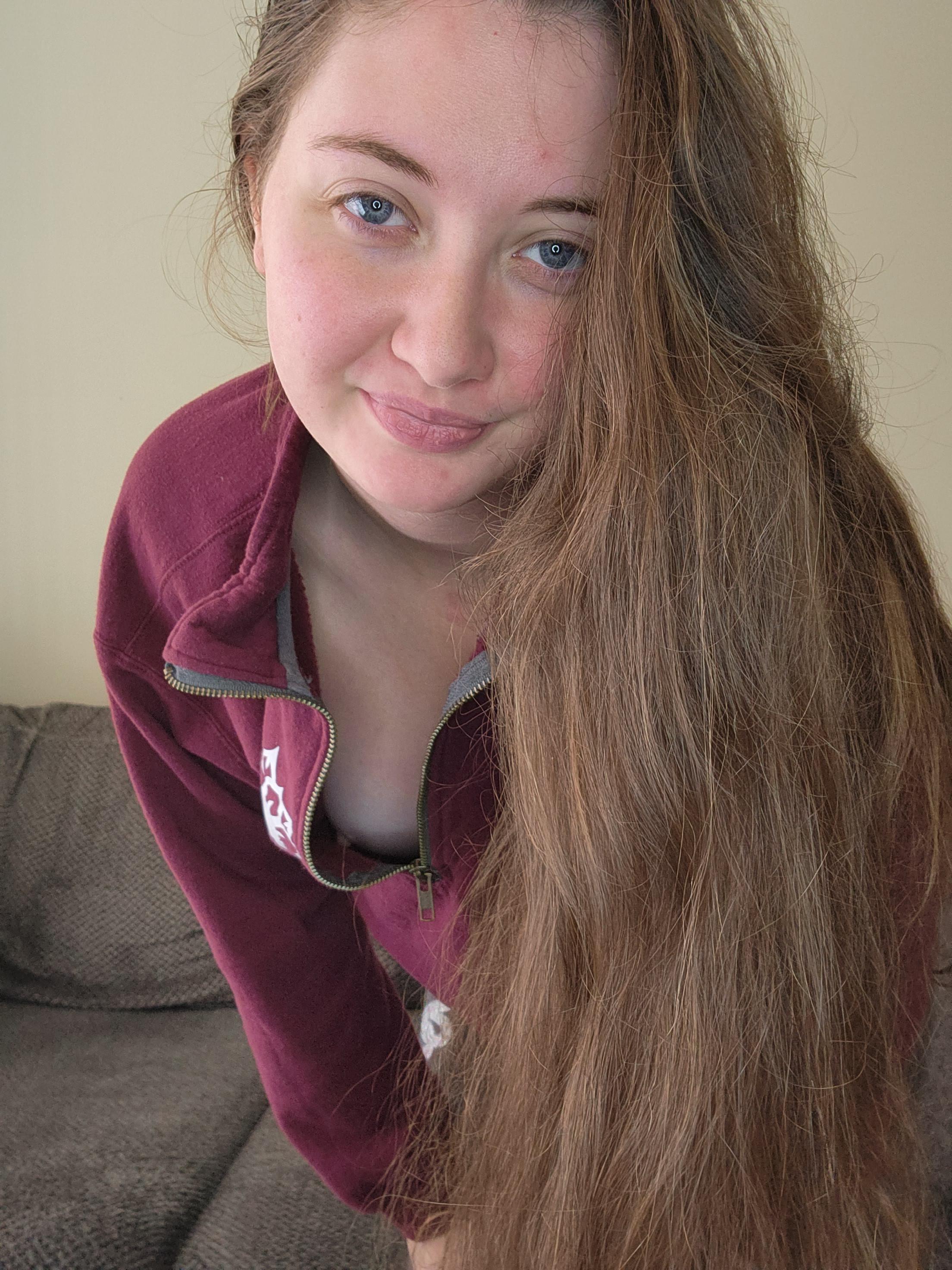 Just enough zipper to give you a great view | Scrolller