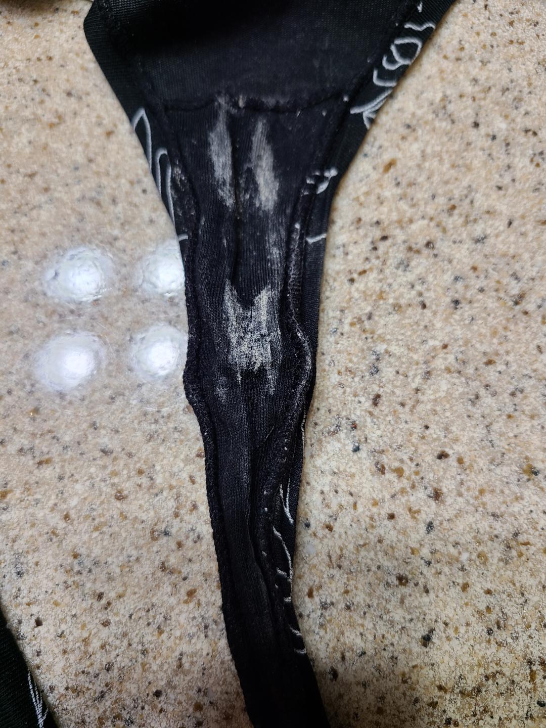 Just made my new thong dirty ;) | Scrolller
