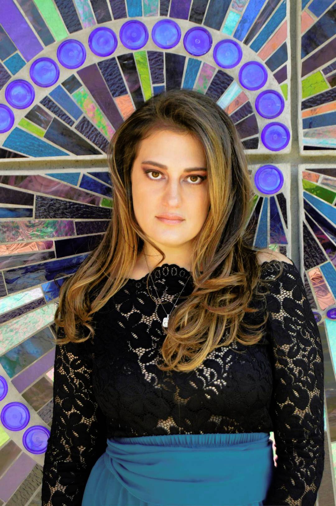 Just the friendly milf next door. | Scrolller