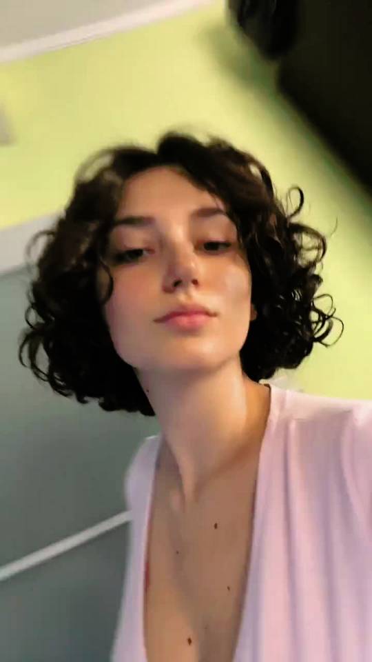 Discover more like ItalianBoners: Keep eye contact and Related Content | Scrolller