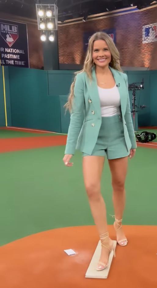 Kelly Nash MLB | Scrolller