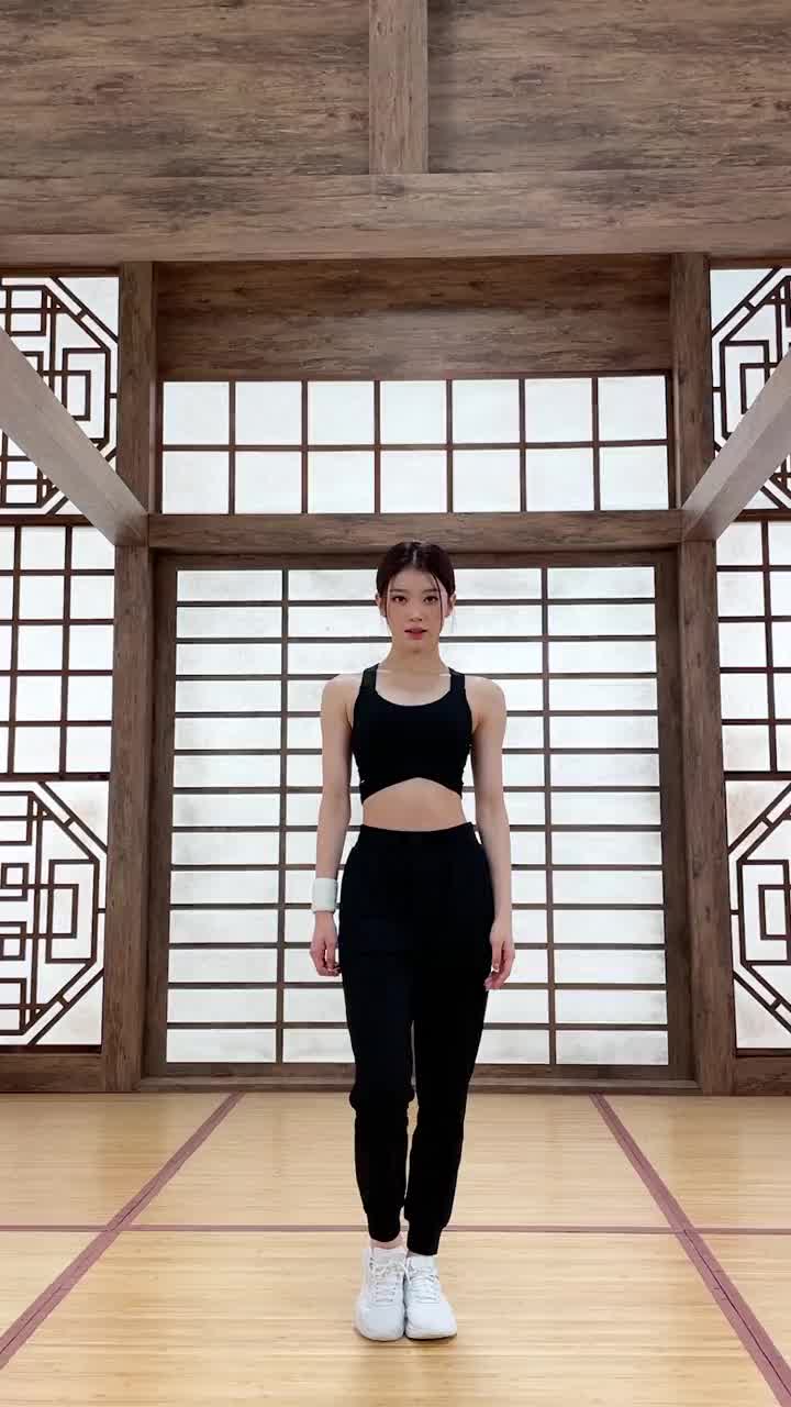 Kep1er - Xiaoting | Scrolller