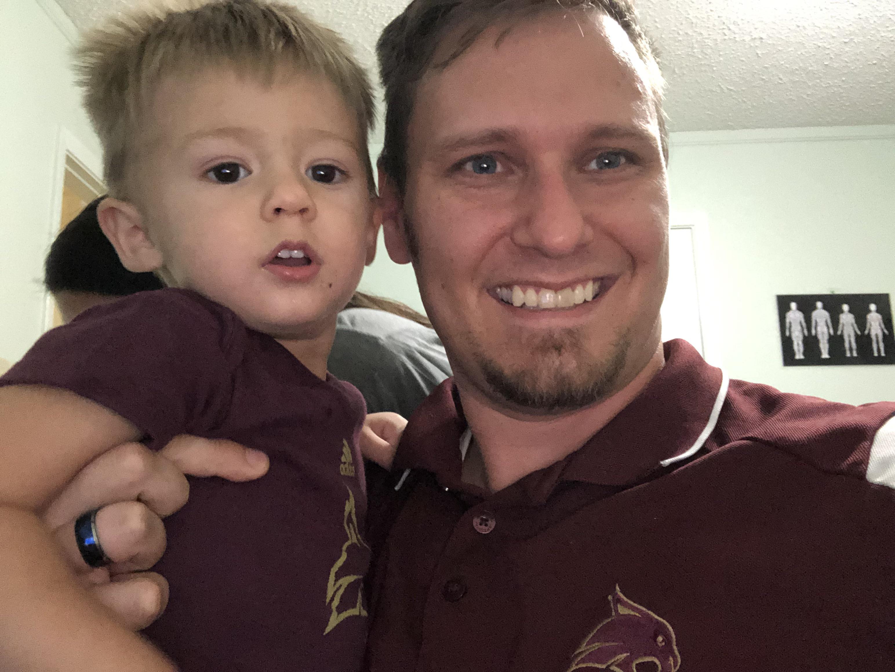 Kiddo and I got matching shirts | Scrolller