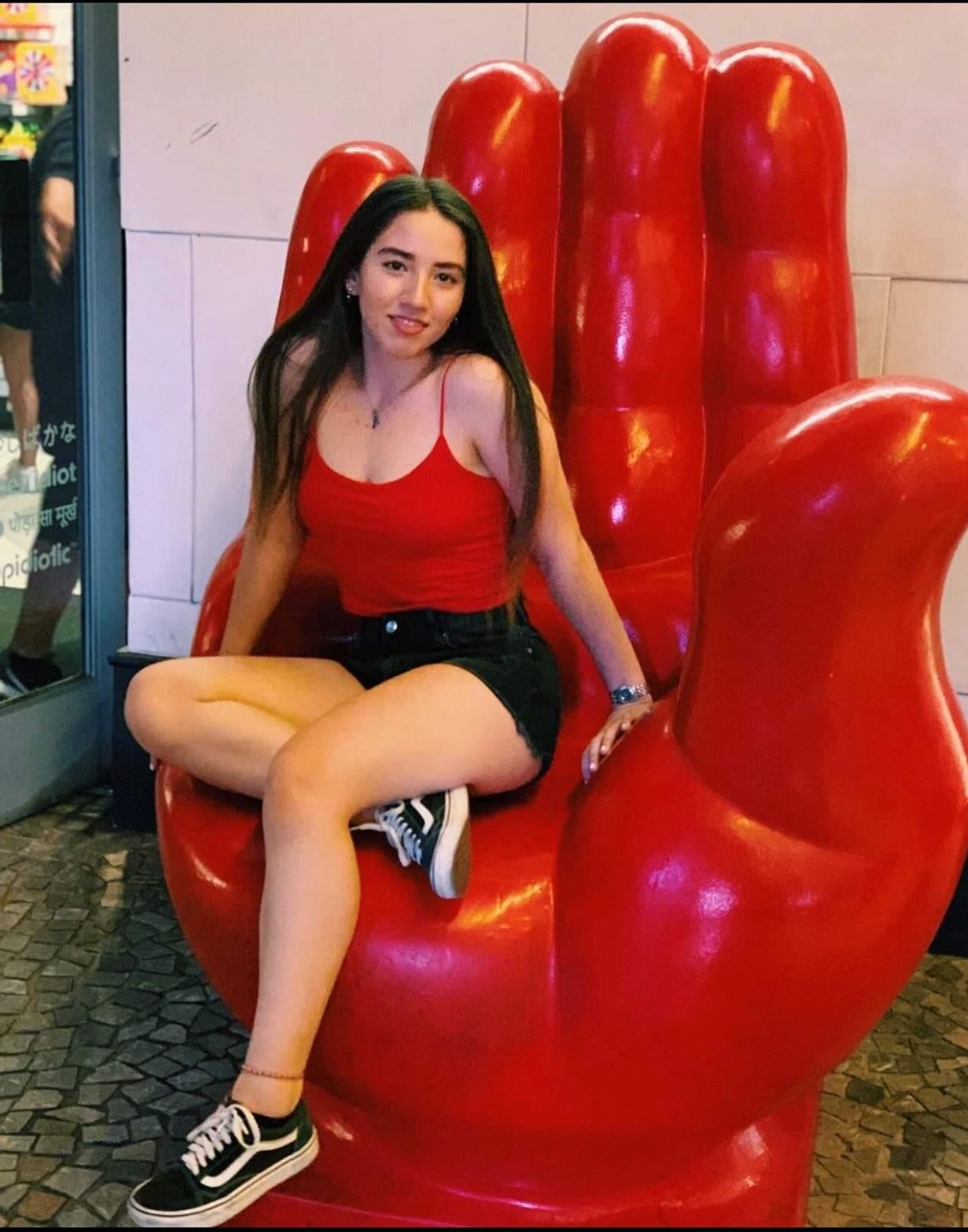 [Kik worthlesswhore15] let's worship her while I'll feed | Scrolller