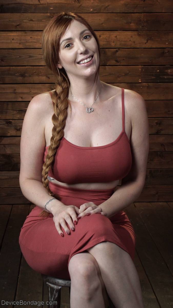 Lauren Phillips | Scrolller