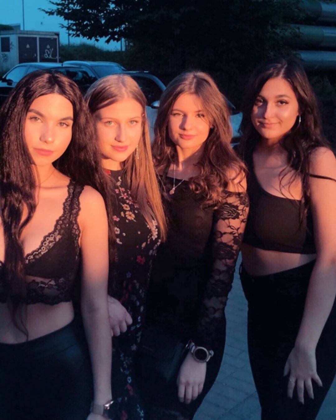 left One for me | Scrolller