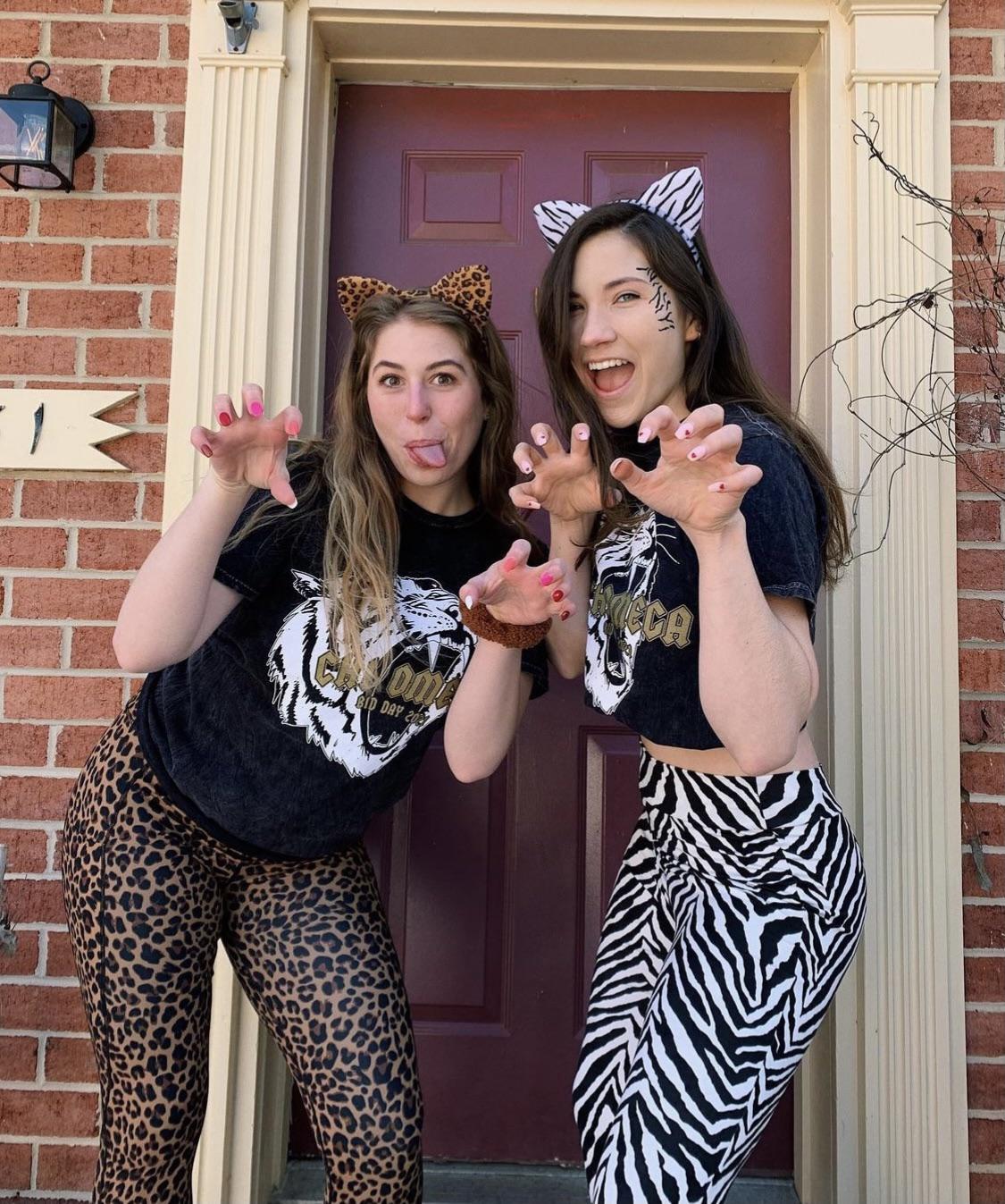 Chi omega | Scrolller