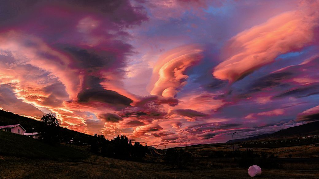 Lenticular clouds in Iceland! | Scrolller