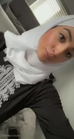 Discover more like Hijabigirls: Let me bounce on your cock like this ...