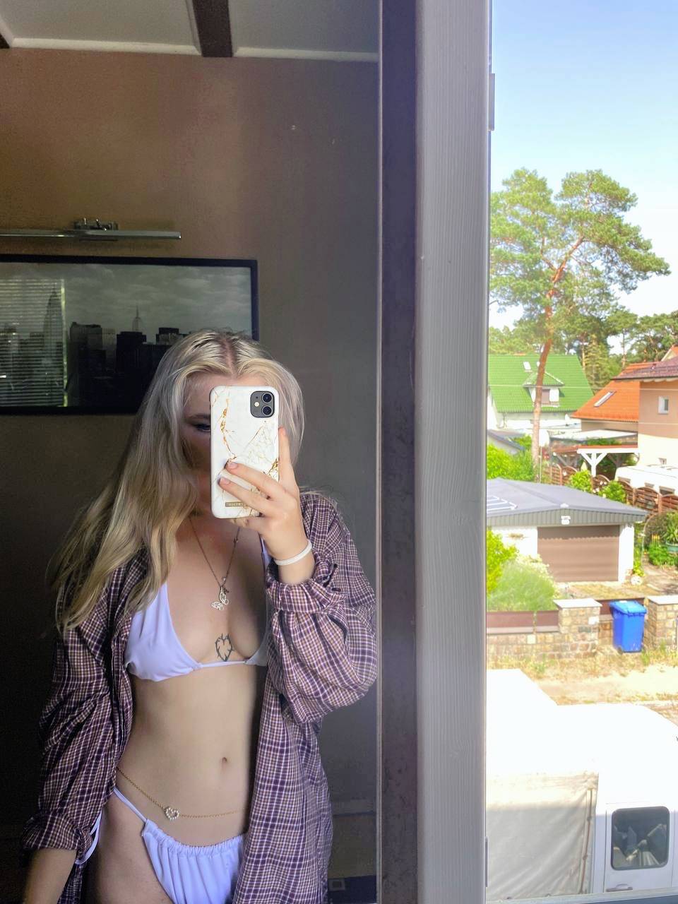 Would you jerk off my nudes if I send you some ? | Scrolller