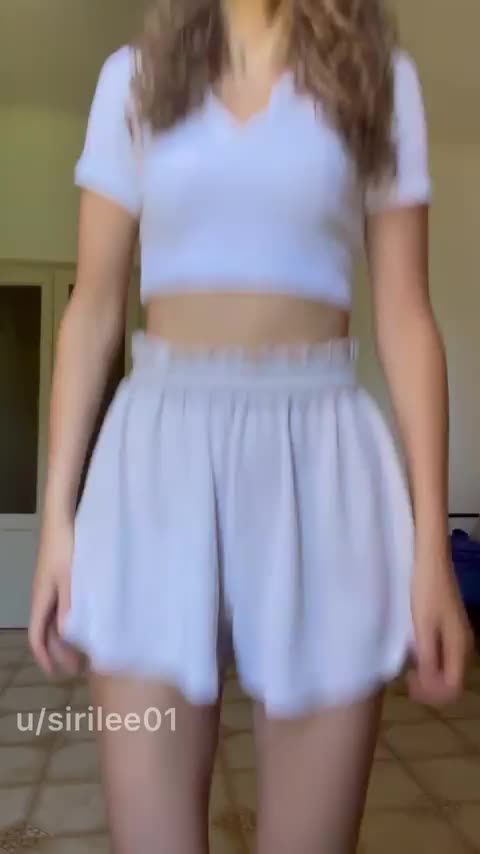 Let me jump on you🥰 | Scrolller