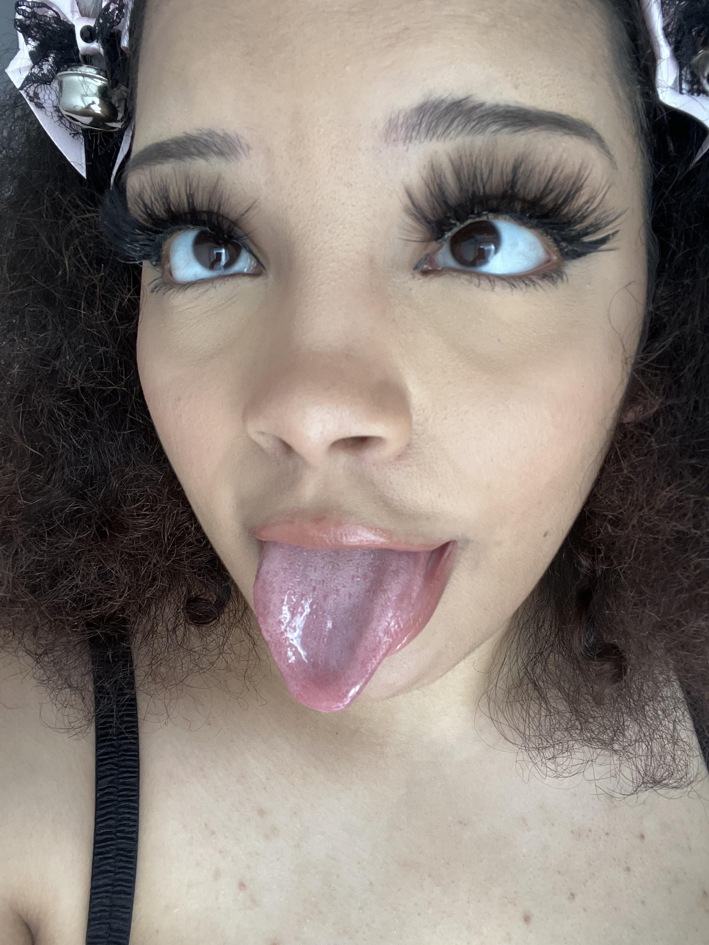 Let me spit drip into your mouth | Scrolller