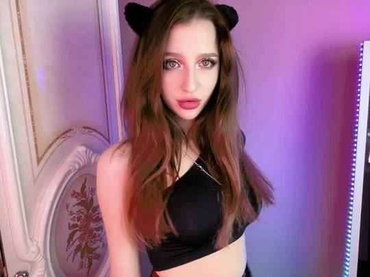 Let’s see if you can make this little kitty purr | Scrolller