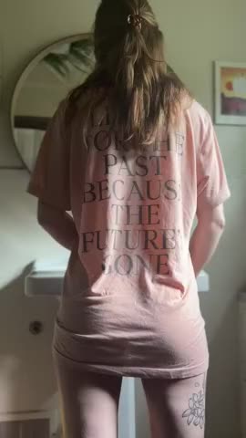 Lets get in the shower, shall we? [GIF] 🦊 | Scrolller