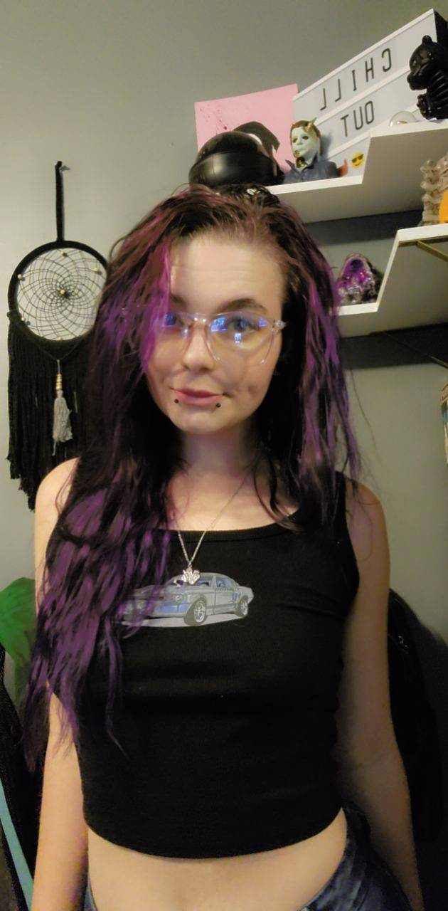 let's play? 🎮💦💞 | Scrolller