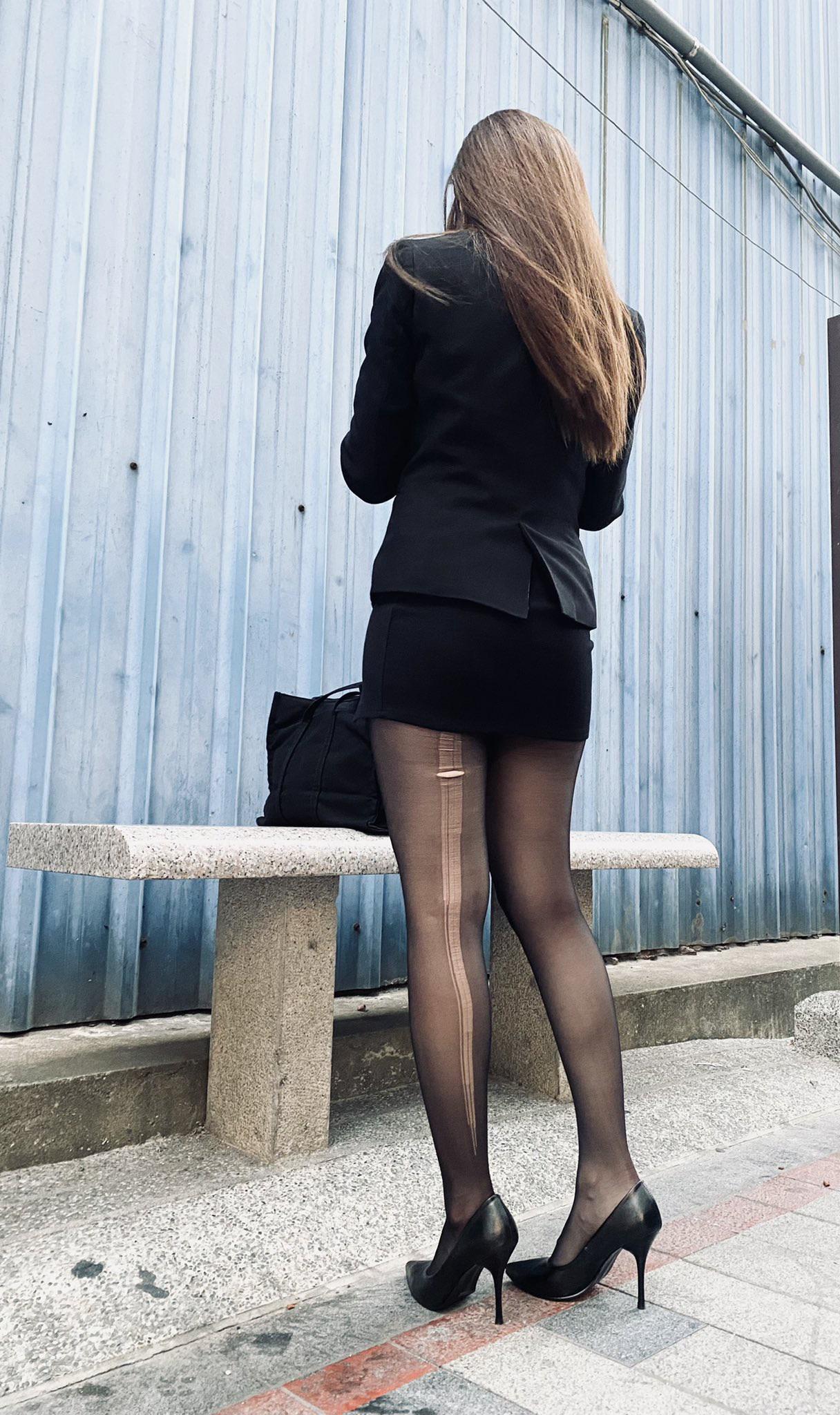 Like my school outfit? | Scrolller