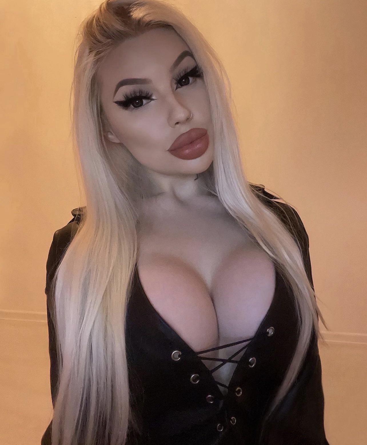 lil brat👱🏻‍♀️ | Scrolller