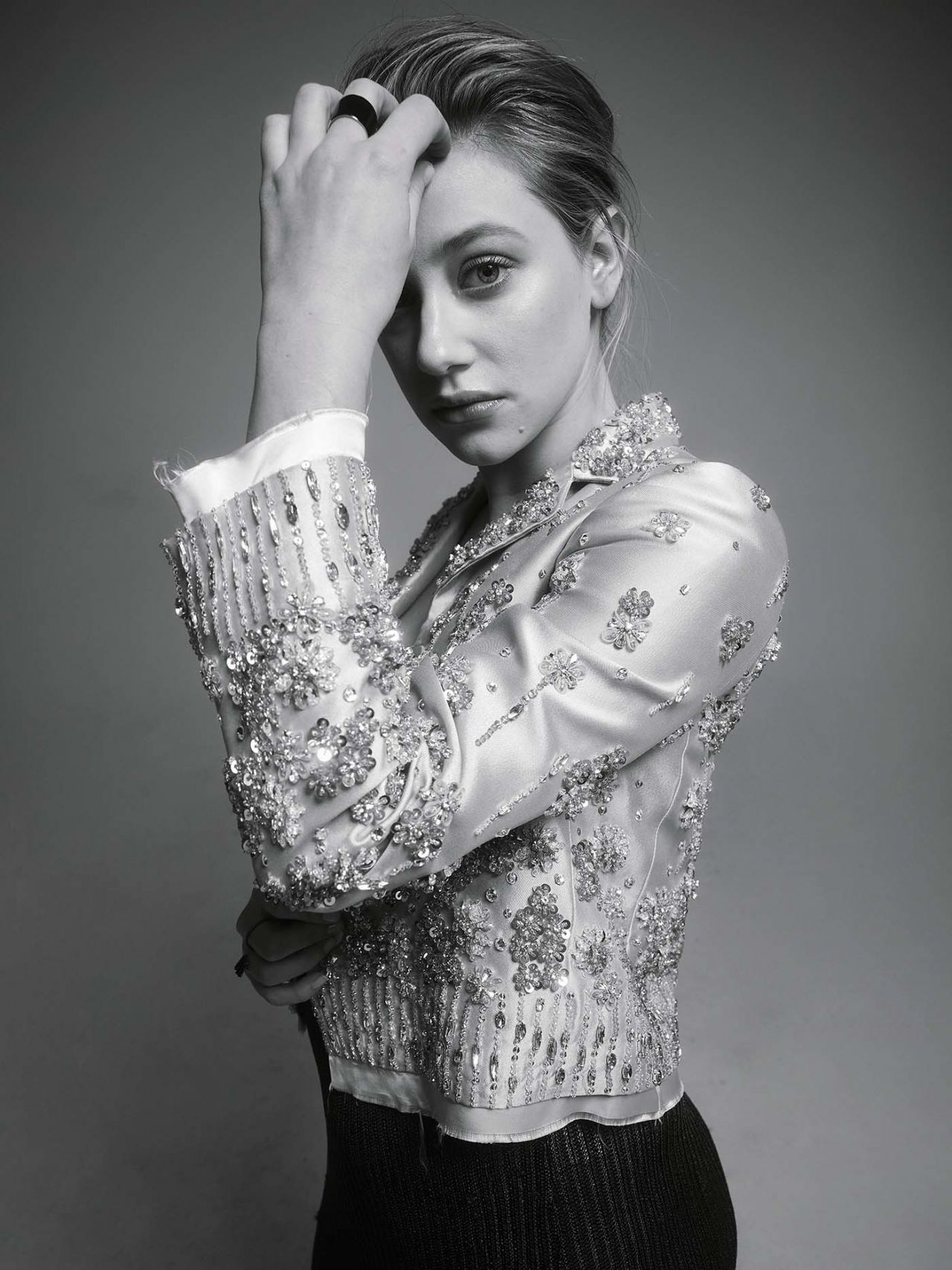 Lili Reinhart Scrolller 4634
