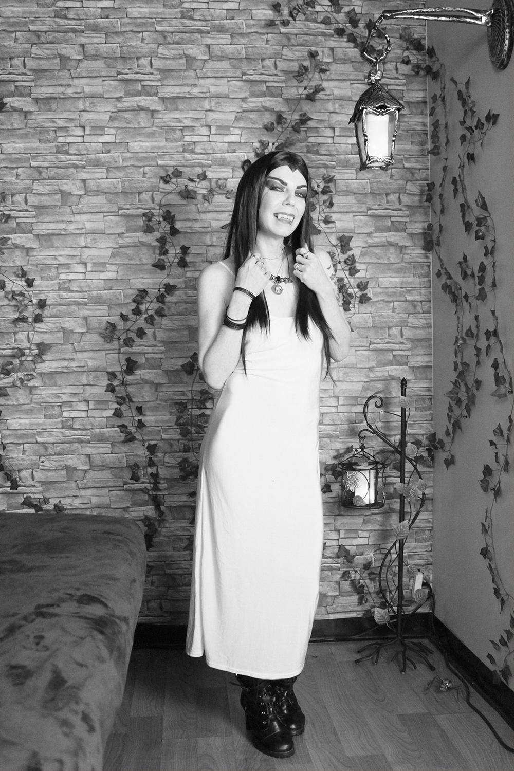 Lily Munster Scrolller