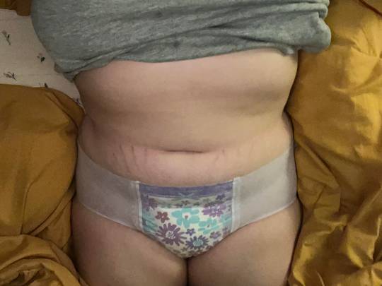 little girls like me can’t be trusted to hold their peepee during bedtime 😴 | Scrolller