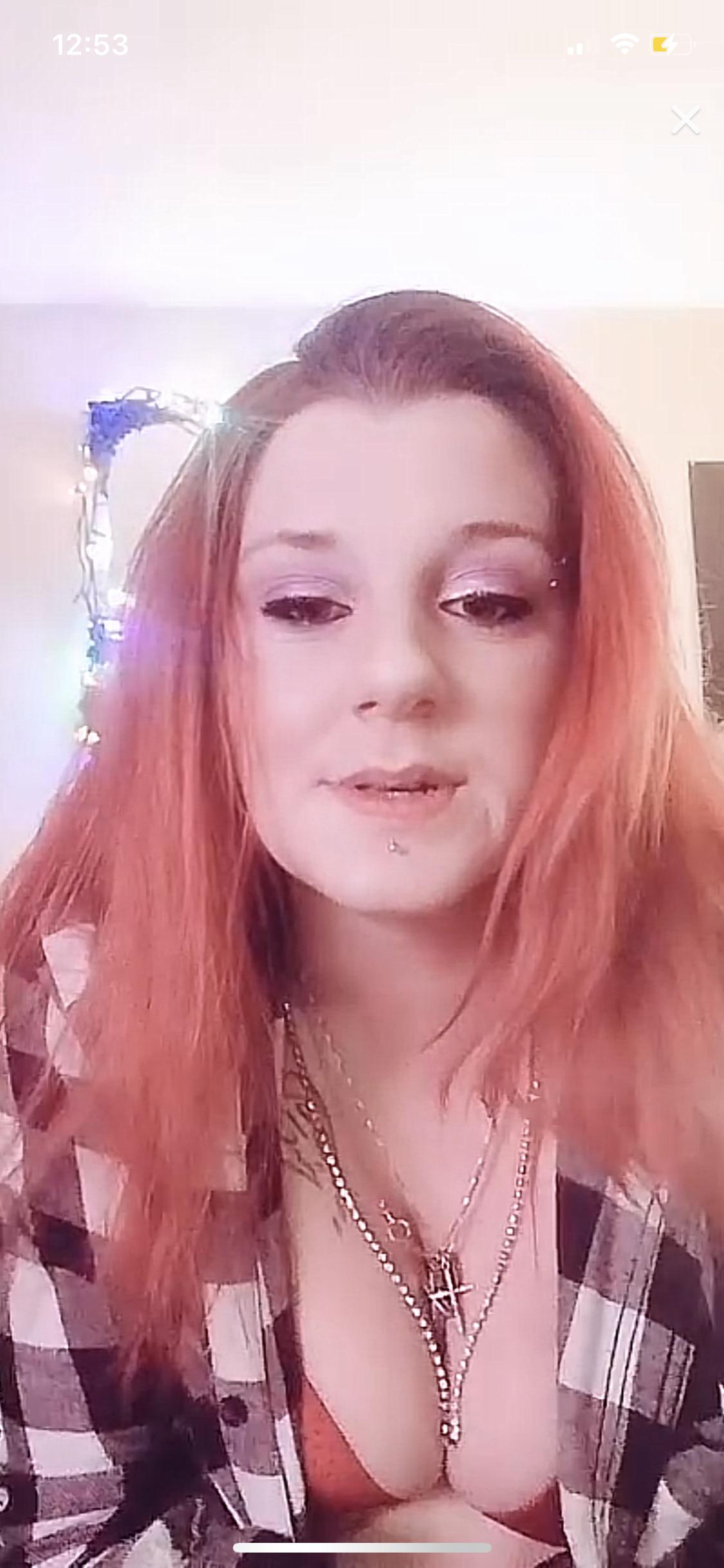 Live now | Scrolller