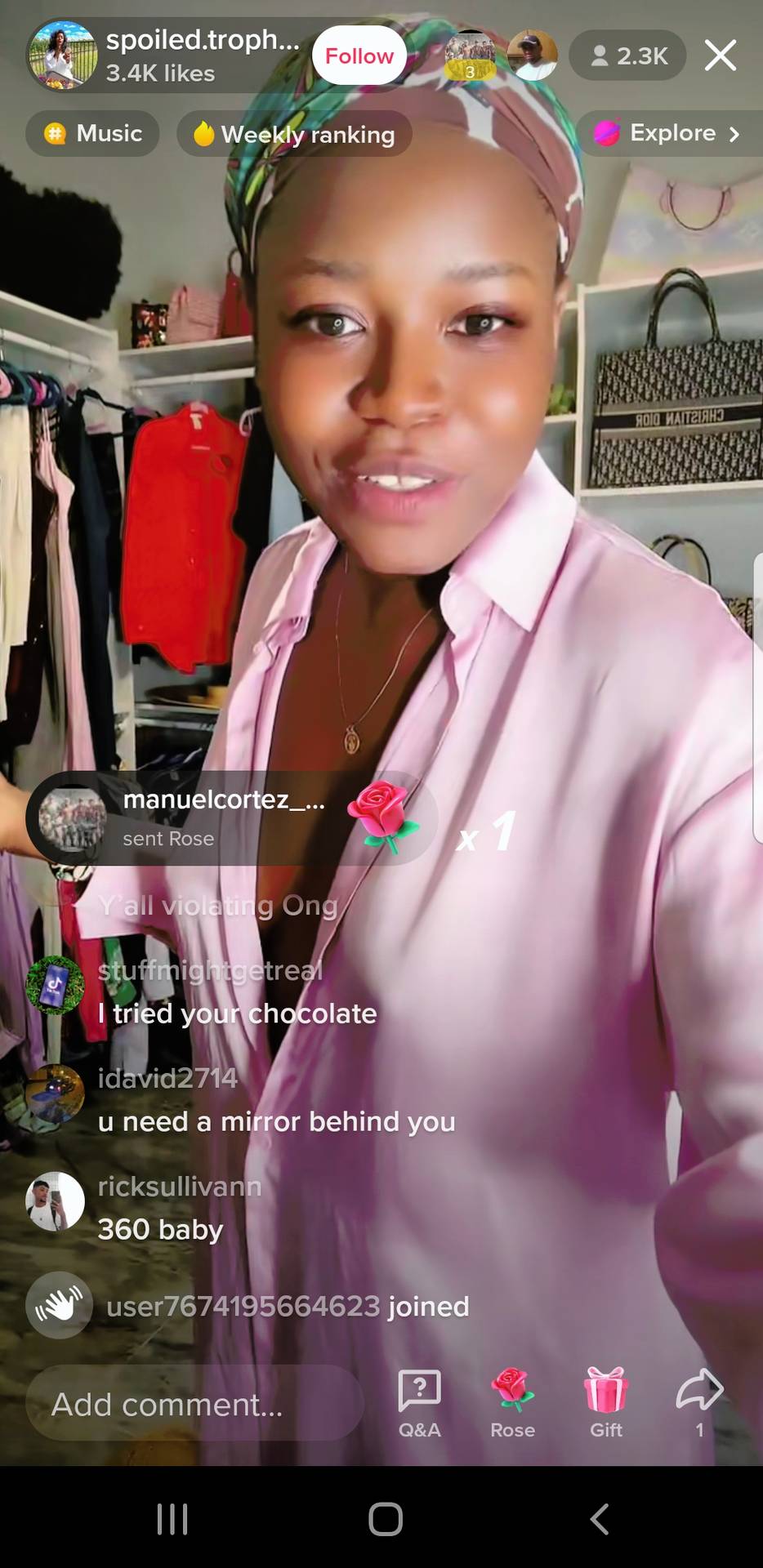 live now @spoiled.trophy.wife | Scrolller