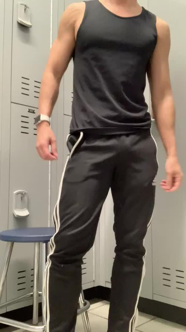Locker Room Surprise Scrolller