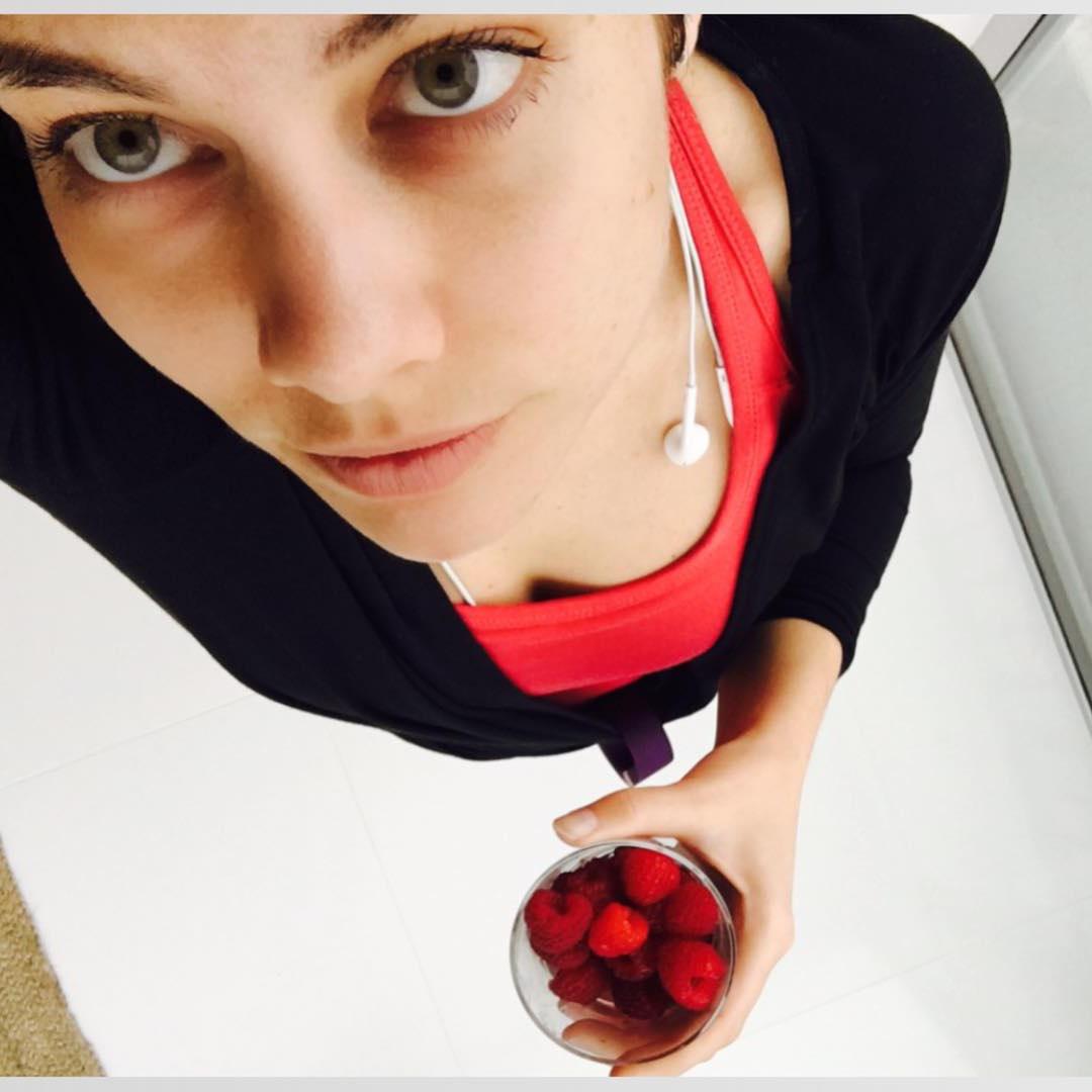 Looking up | Scrolller