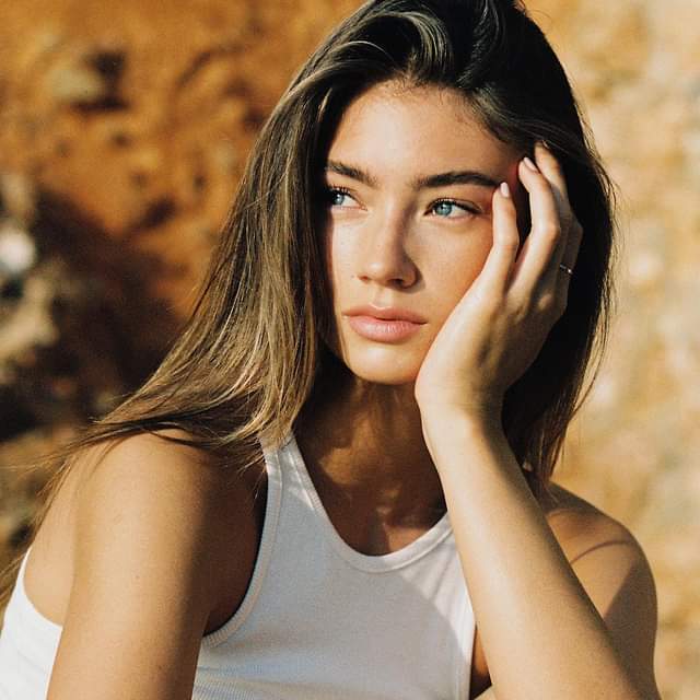 Lorena Rae [irtr] | Scrolller