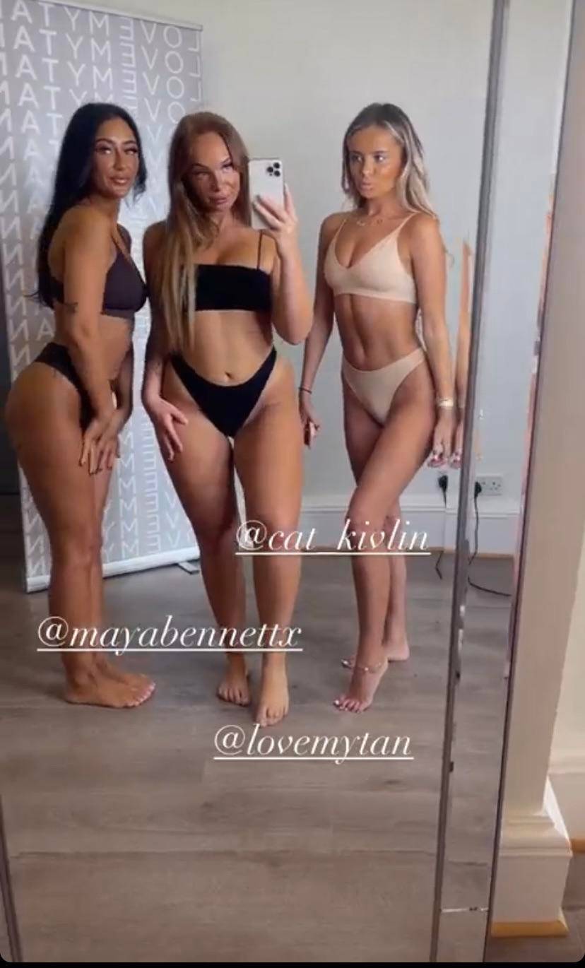 Love my tan BTS | Scrolller