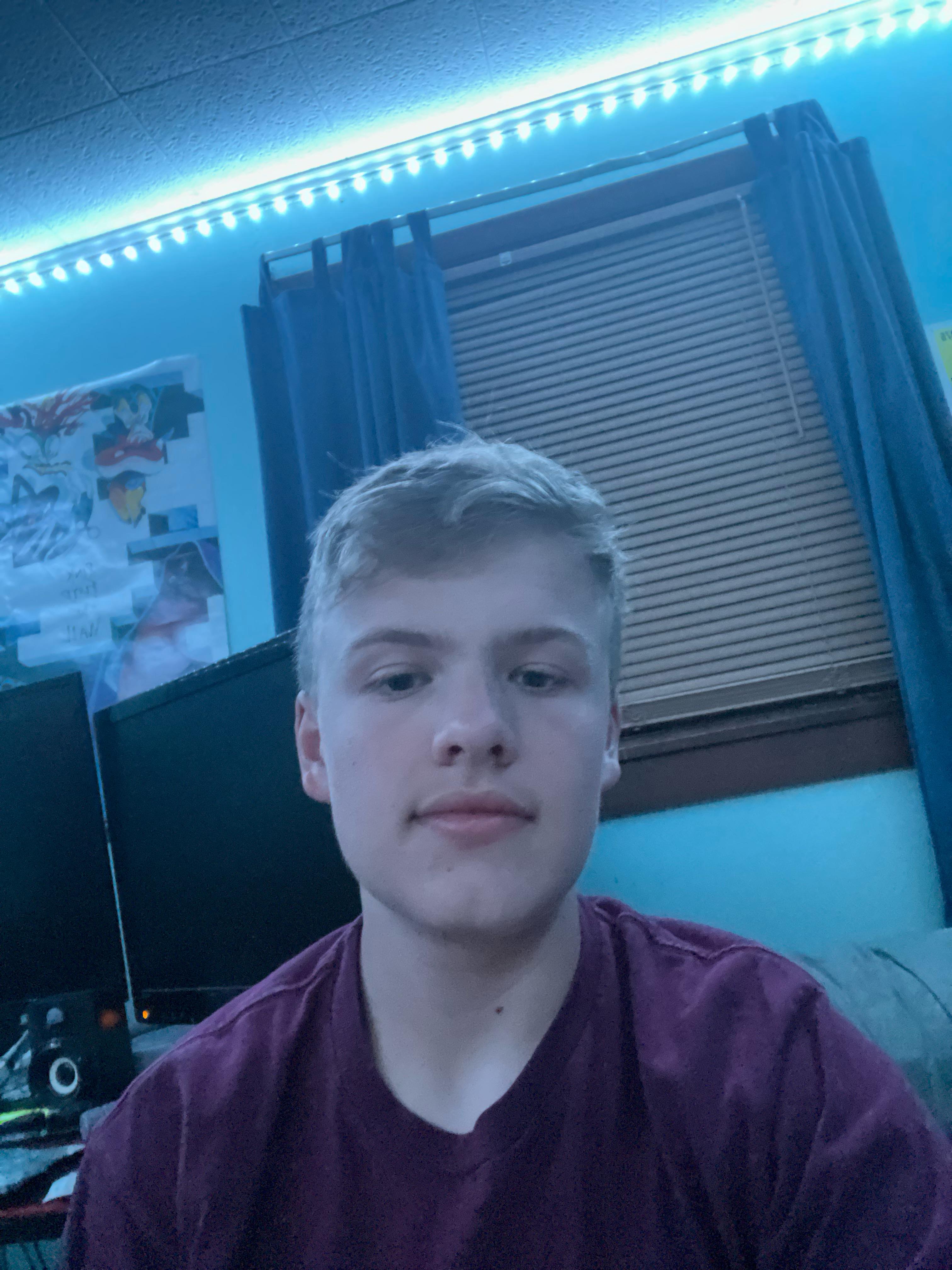 M17 how do i look? I’m insecure af | Scrolller
