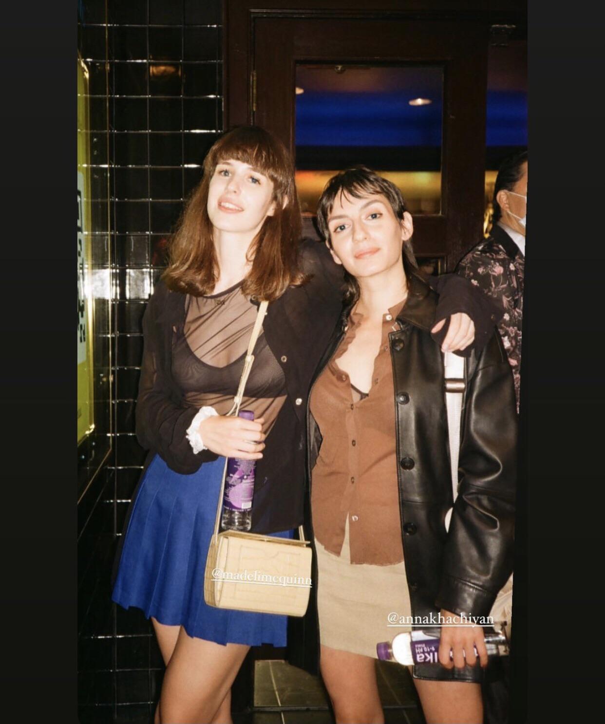 Maddie looking fire. Anna looking like Gollum, don’t @ me 😤 | Scrolller