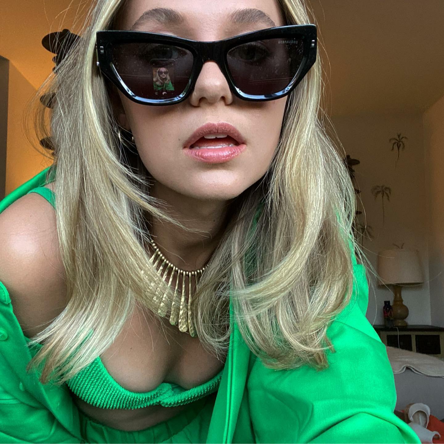 Madison Iseman | Scrolller