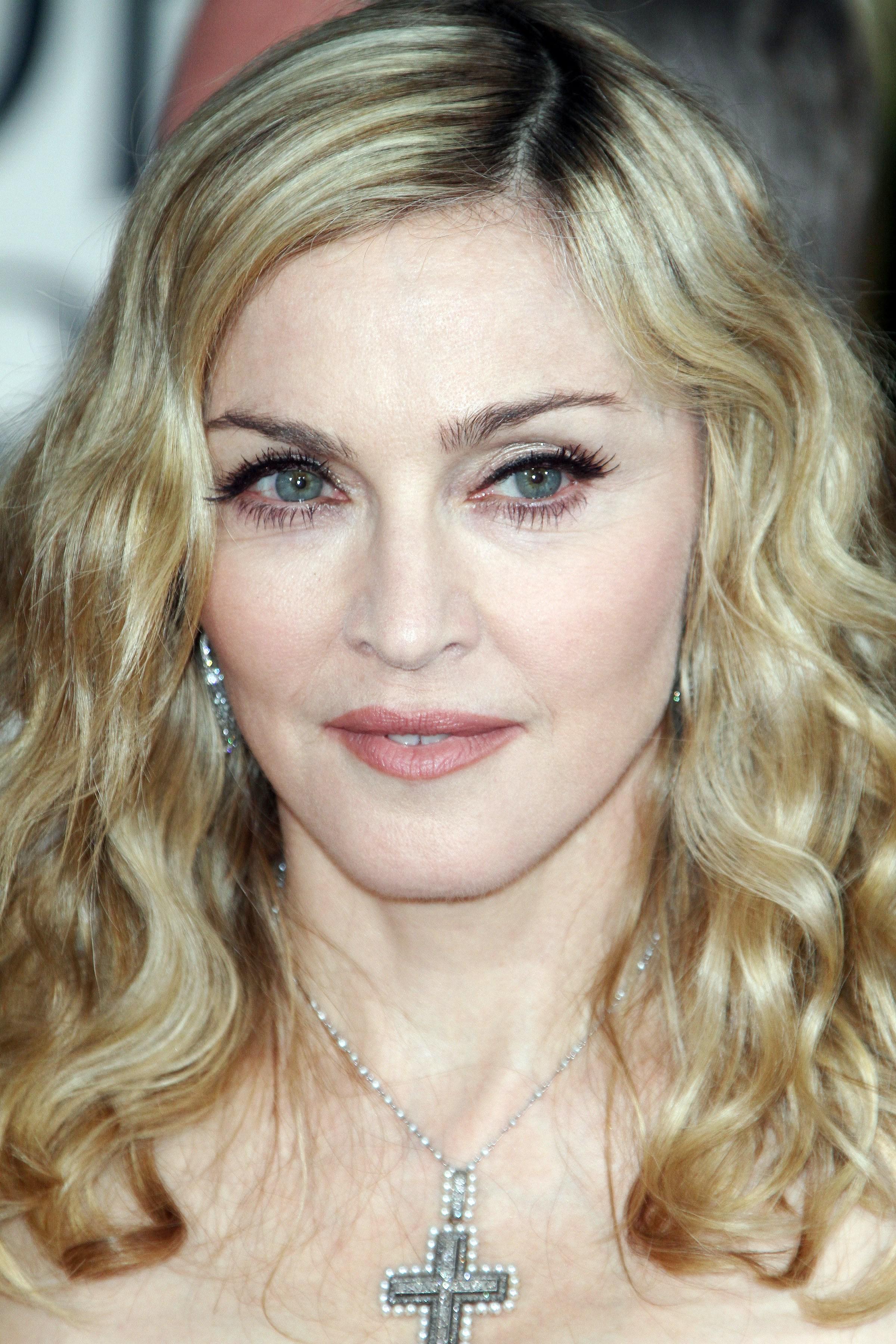 Madonna Louise Ciccone [2400x3600] | Scrolller