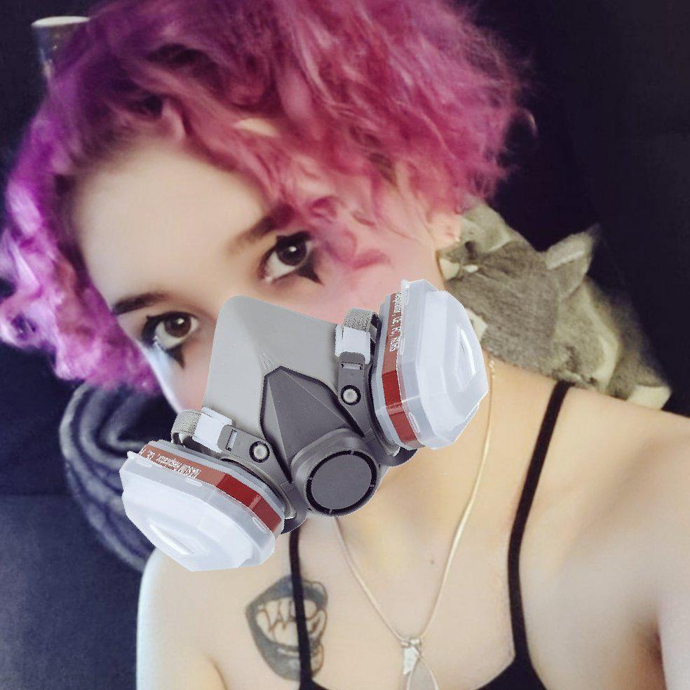 Make my mascara run down my face 👉👈🥺 | Scrolller