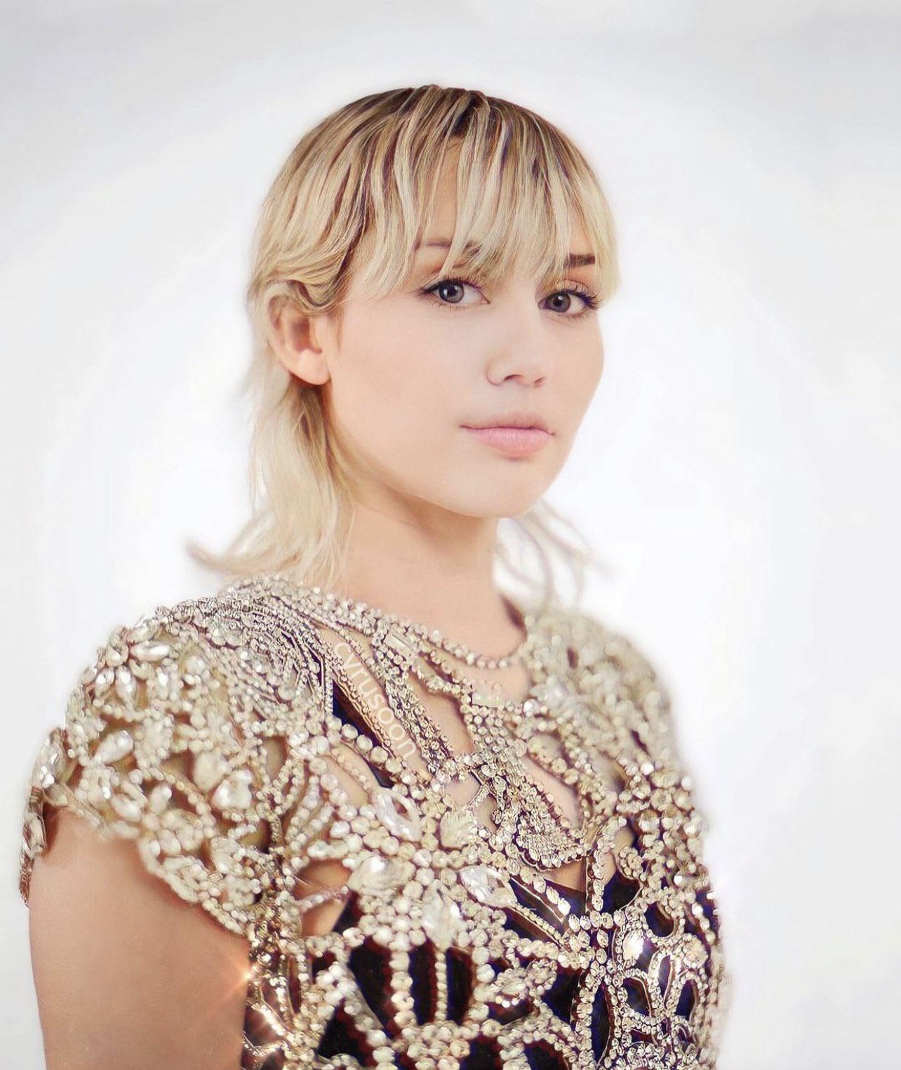 Marc Jacobs Fashion Show, 2020 | Scrolller