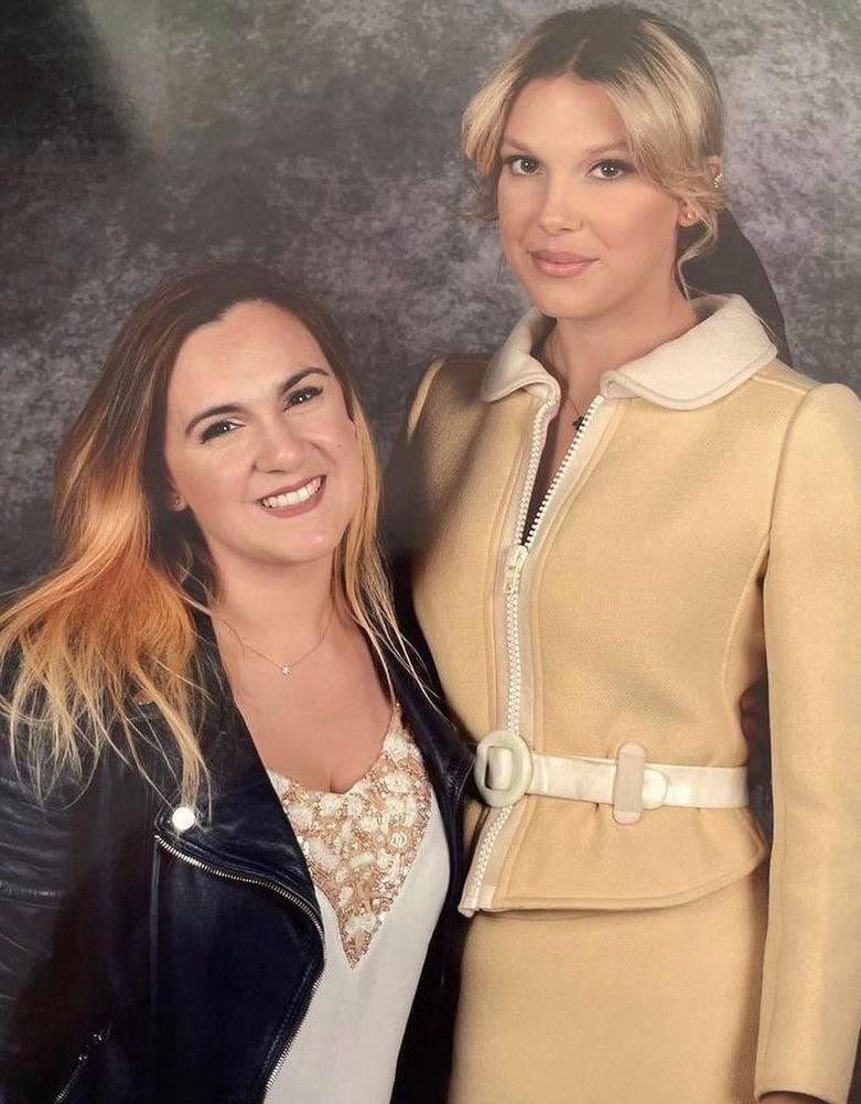 MBB towering over this cute Momma | Scrolller