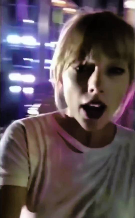 ME! - vertical video | Scrolller