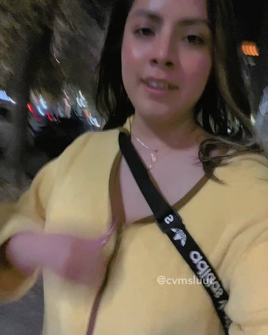 Meet me at the bar so I can flash you? | Scrolller