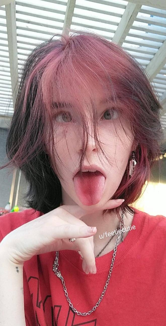 Messy Hair Day ~ Scrolller