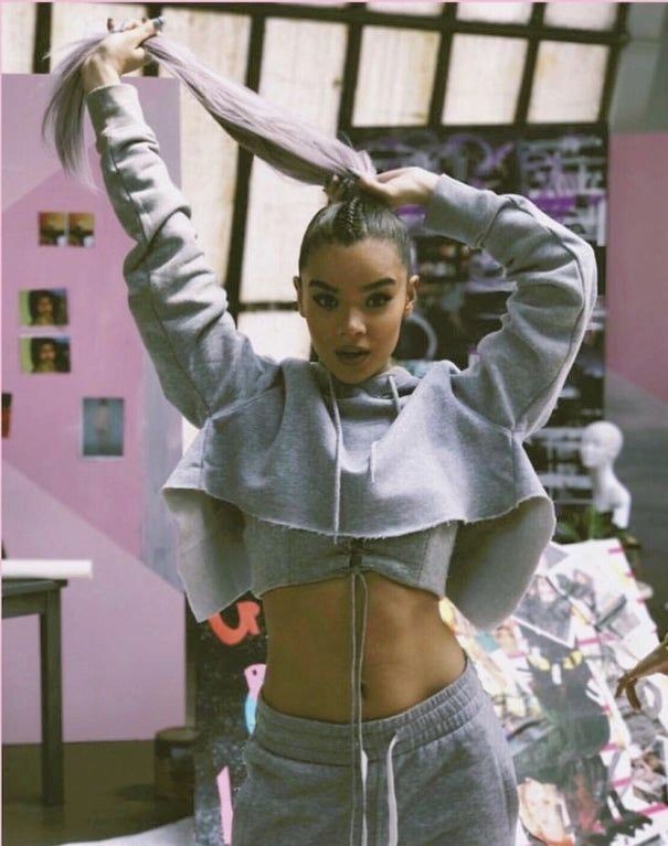 Mid riff | Scrolller